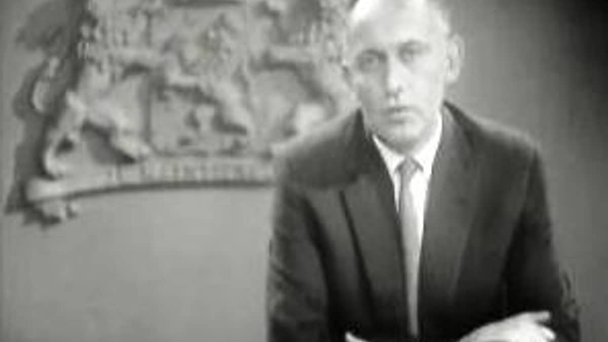De Bezetting van Loe de Jong | NPO Start