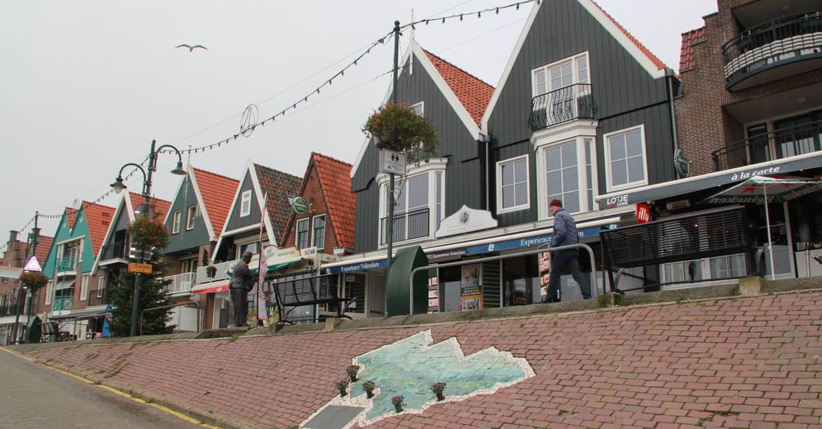 De Veerkracht van Volendam, 20 jaar na de brand | NPO Start