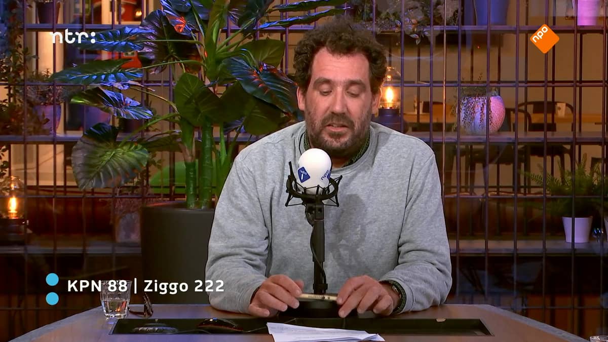 Kunststof talkshow Live! | NPO Start