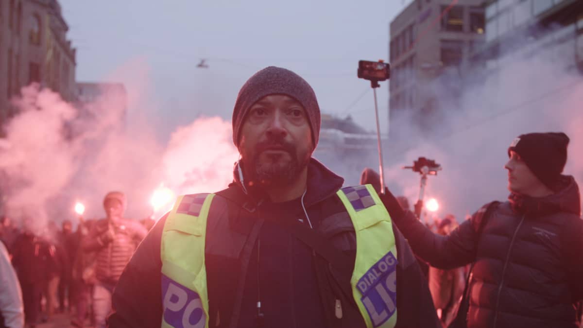 The Dialogue Police | NPO Start